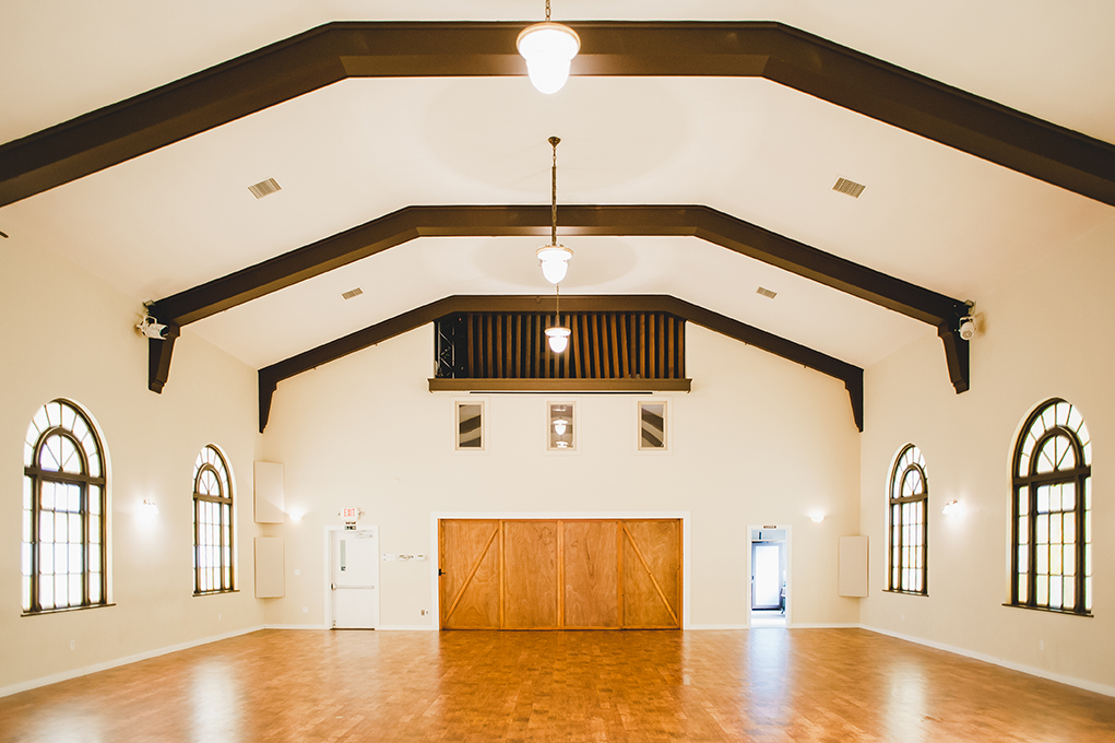 Fremont Abbey – Abbey Arts Presents, Seattle (Fremont Abbey Arts Center)